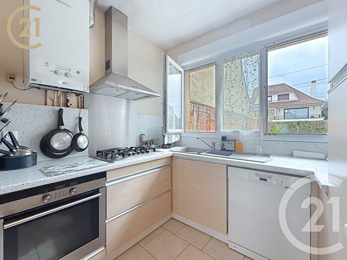 Maison 4 pièces à vendre à Bondy, Le Saule Blanc