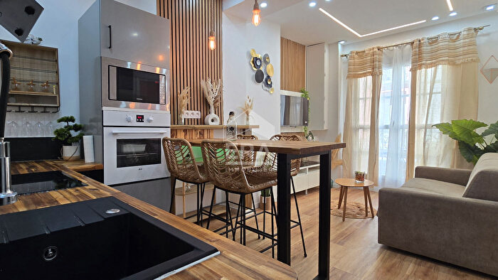 Appartement à louer - Dieppe, Centre-ville, Saint-Pierre, Chanzy - 3 pièces - 2 chambres