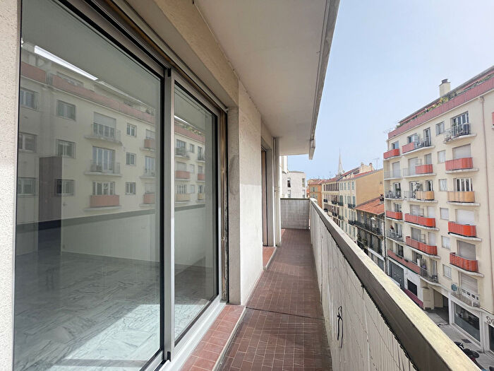 Nice, Borriglione - Appartement 2 pièces à louer