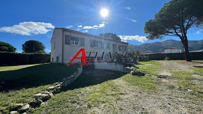 Maison à vendre - Villelongue-dels-Monts - 6 pièces - 4 chambres