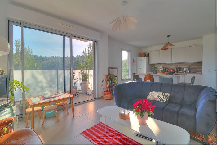 Appartement à vendre - Mougins, Saint-Martin, Jylloue - 3 pièces - 2 chambres