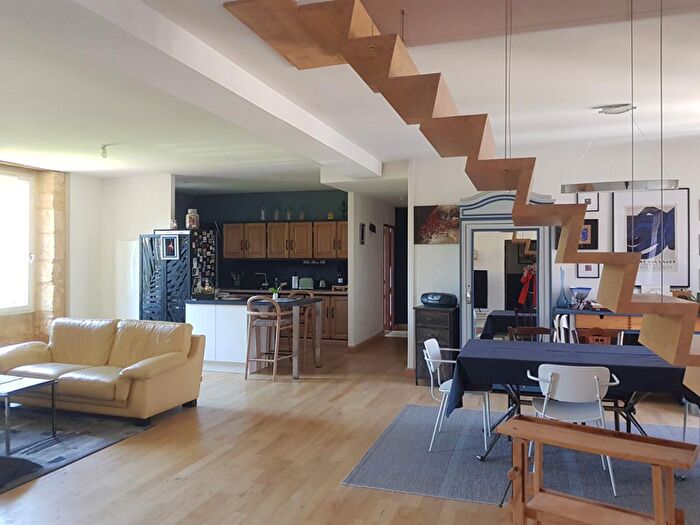 Maison à vendre - Montignac - 7 pièces - 4 chambres