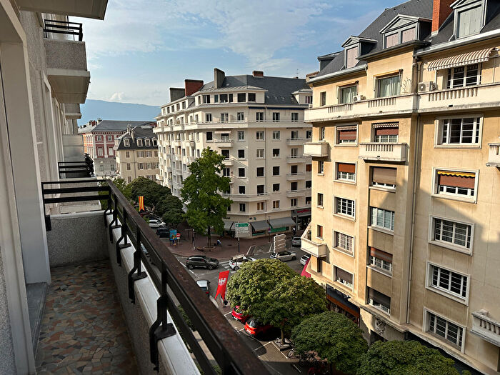 Appartement 4 pièces à Chambéry, Centre-ville, à vendre
