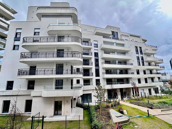 Appartement 4 pièces à Plateau-Grèves-Europe-Gare du Stade-Fossés Jean, Colombes, à louer