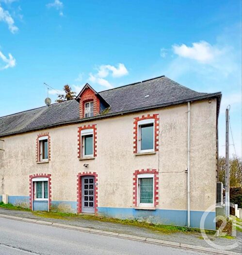 Maison à vendre - Saint-Julien-de-Vouvantes - 5 pièces - 3 chambres