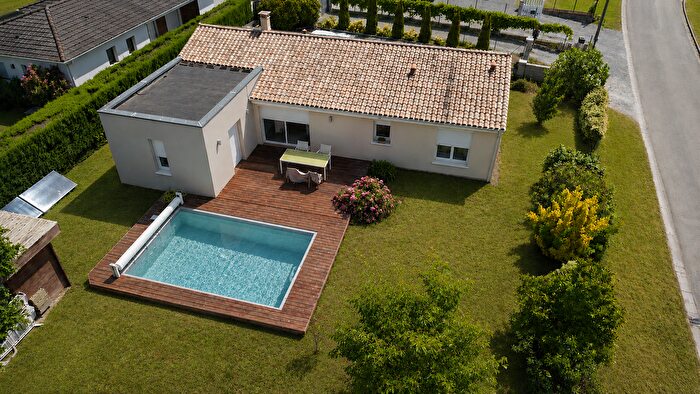 Saint-Sulpice-et-Cameyrac : Maison 5 pièces à vendre