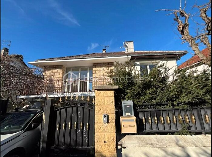 Maison 9 pièces à vendre à Villepinte, Clos Montceleux
