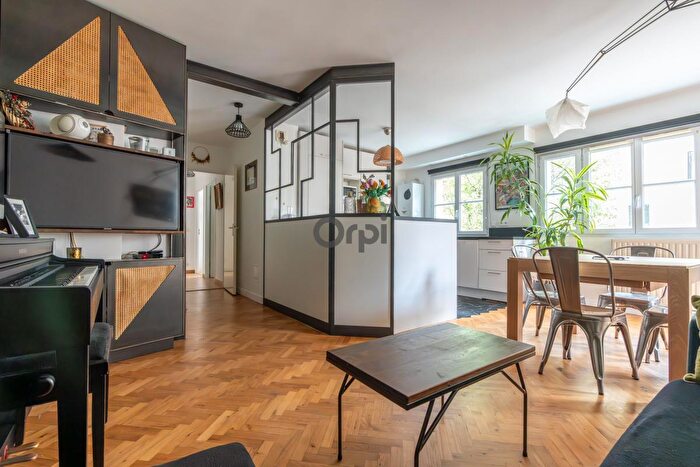 Le Plessis-Robinson, Coeur de Ville : Appartement 3 pièces à vendre