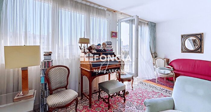 Paris 20ème, Plaine, Lagny : Appartement 4 pièces à vendre