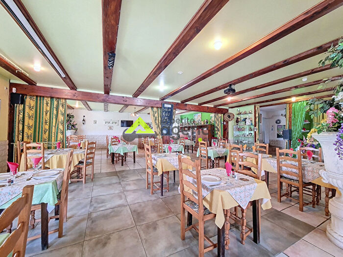 Maison à vendre - Saint-Fiel - 5 pièces - 4 chambres