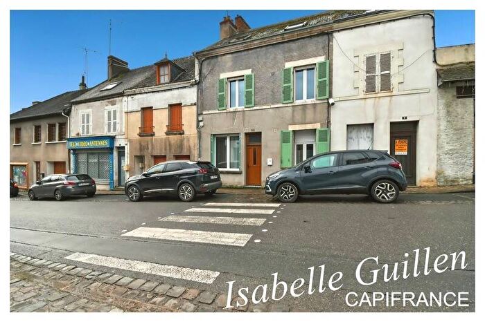 Maison 6 pièces à louer à Châteaumeillant