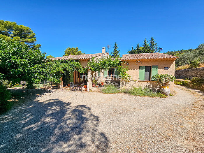 Maison à vendre - Tourtour - 5 pièces - 3 chambres