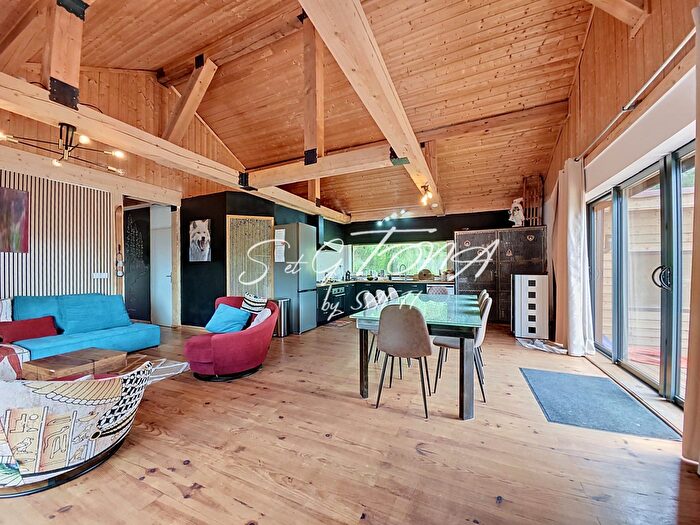 Appartement 4 pièces à vendre à Égat