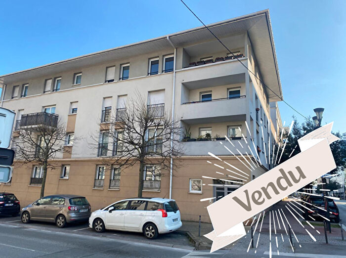 Appartement à vendre - Le Bourget, Gare, Zone dactivités du Commandant Rolland - 3 pièces - 2 chambres