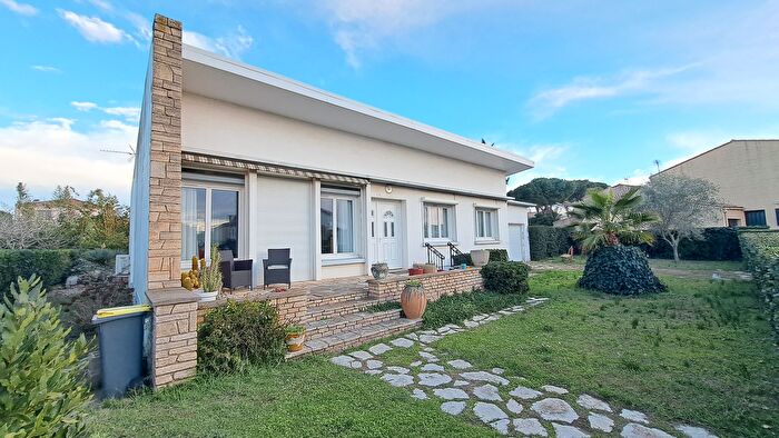 Maison à vendre - Agde, La Ville - 5 pièces - 3 chambres