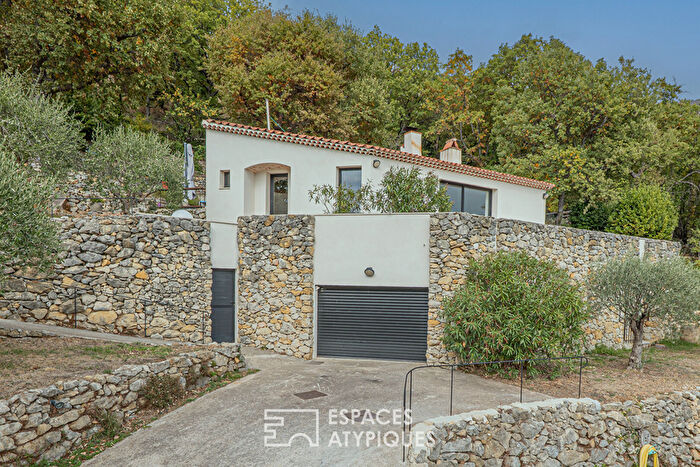 Maison à vendre - Saint-Vallier-de-Thiey - 5 pièces - 4 chambres