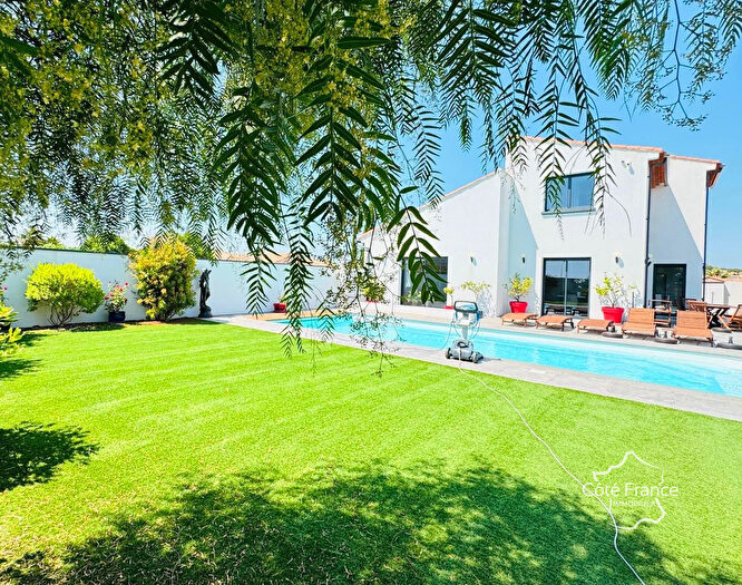 Maison à vendre - Portiragnes - 9 pièces - 5 chambres
