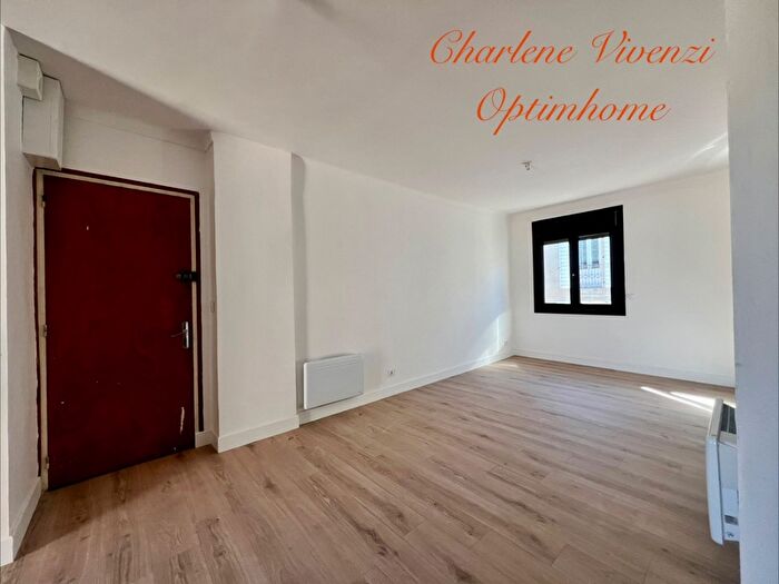 Appartement à vendre - Bourg-Madame - 3 pièces - 2 chambres