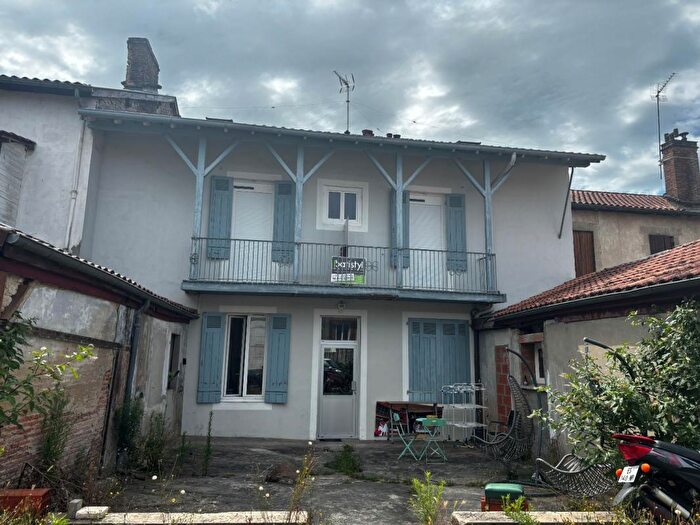 Appartement à louer - Dax, Centre-ville, Saint-Vincent - 1 pièce