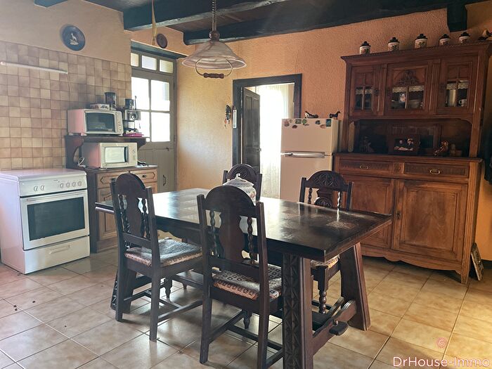 Maison à vendre - Darazac - 4 pièces - 3 chambres