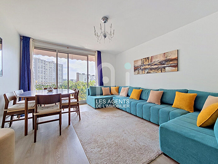 Asnières-sur-Seine, Coubertin : Appartement 3 pièces à vendre