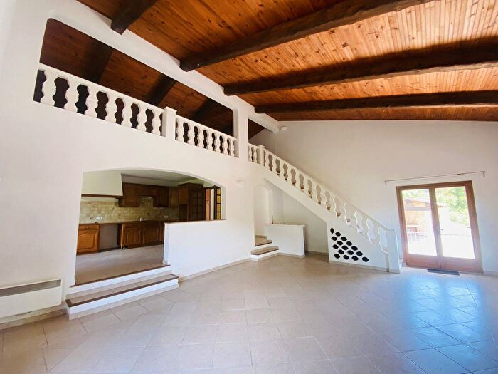 Tourrettes-sur-Loup : Maison 5 pièces à louer