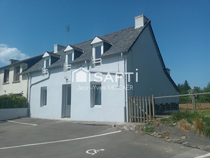 Châteauneuf-du-Faou : Maison 5 pièces à vendre