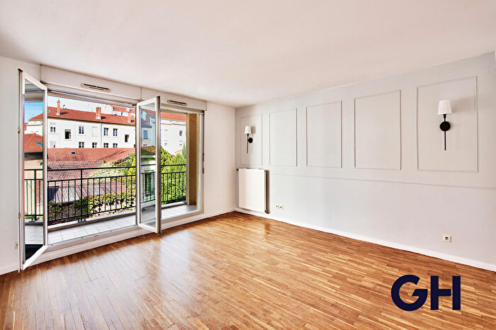 Appartement 3 pièces à Villeurbanne, République, Tolstoi, à vendre