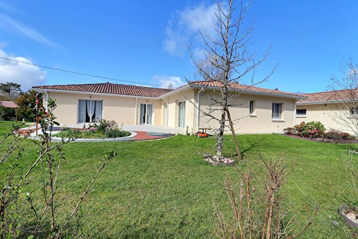 Maison à vendre - Vertheuil - 6 pièces - 3 chambres