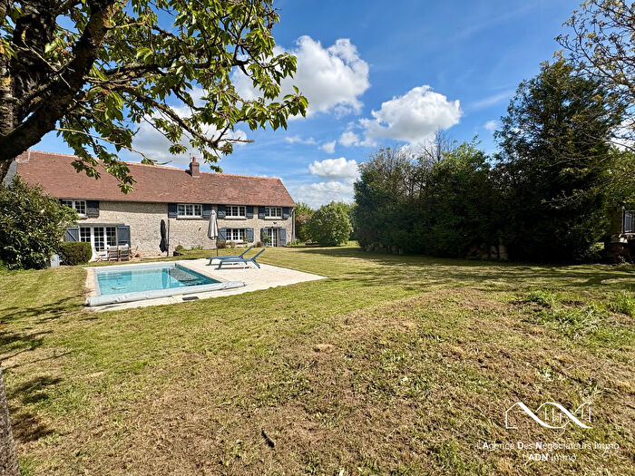 Maison à vendre - Pithiviers - 6 pièces - 5 chambres