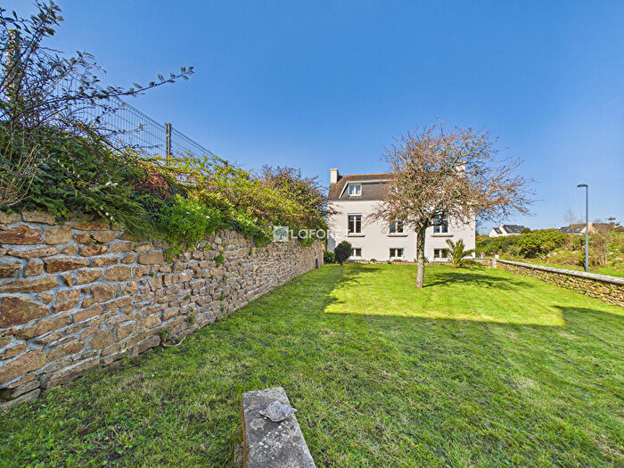 Maison à vendre - Plouhinec - 5 pièces - 4 chambres