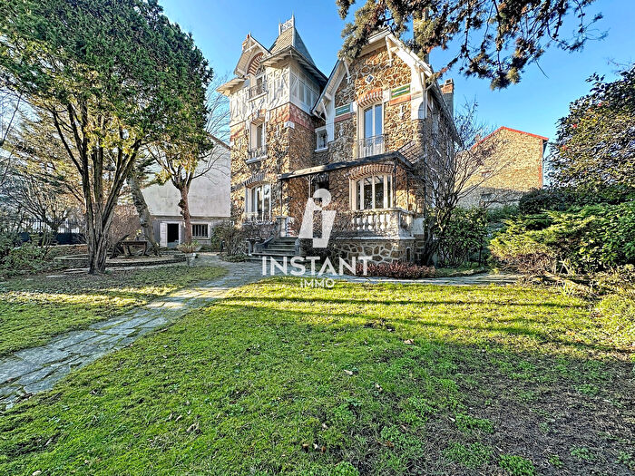 Maison à vendre - Le Raincy, Gare - 8 pièces - 6 chambres