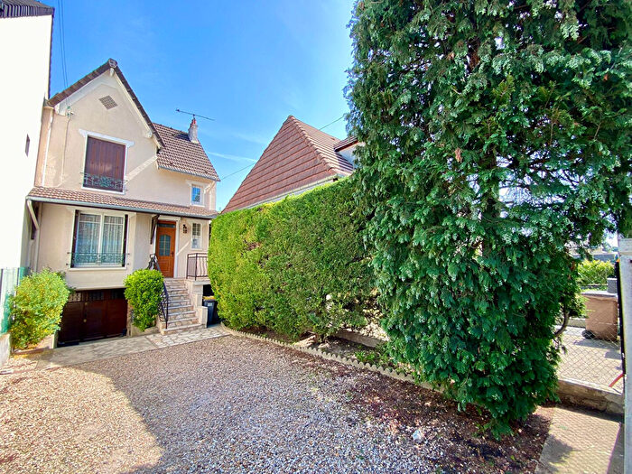 Maison à vendre - Sartrouville, La Plaine - 4 pièces - 3 chambres