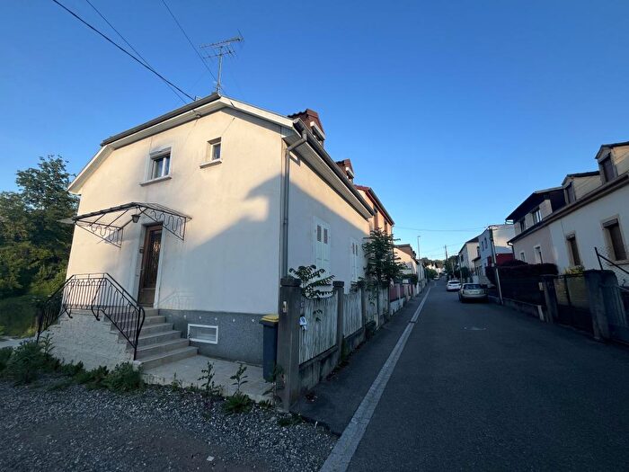Maisons à vendre et appartements à louer - 3