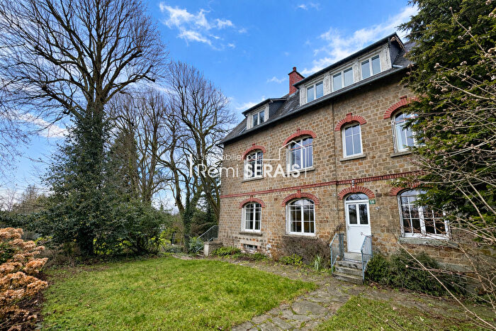 Maison à vendre - Flers, Ouest - 9 pièces - 7 chambres