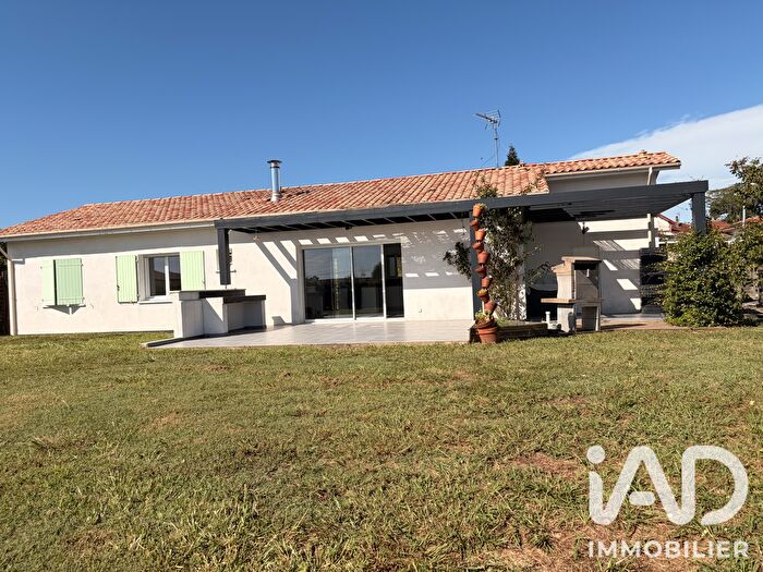 Saint-Lon-les-Mines : Maison 4 pièces à vendre