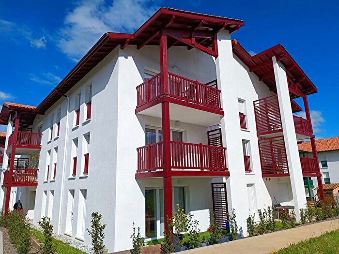 Appartement à vendre - Saint-Palais - 3 pièces - 2 chambres