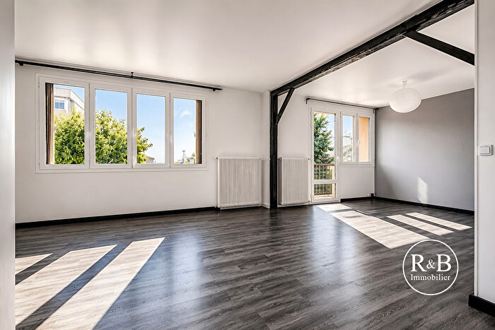 Appartement 4 pièces à vendre - Les Clayes-sous-Bois, Nord
