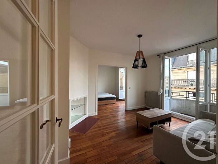 Appartement 2 pièces à vendre à Paris 19ème, Bassin de la Villette