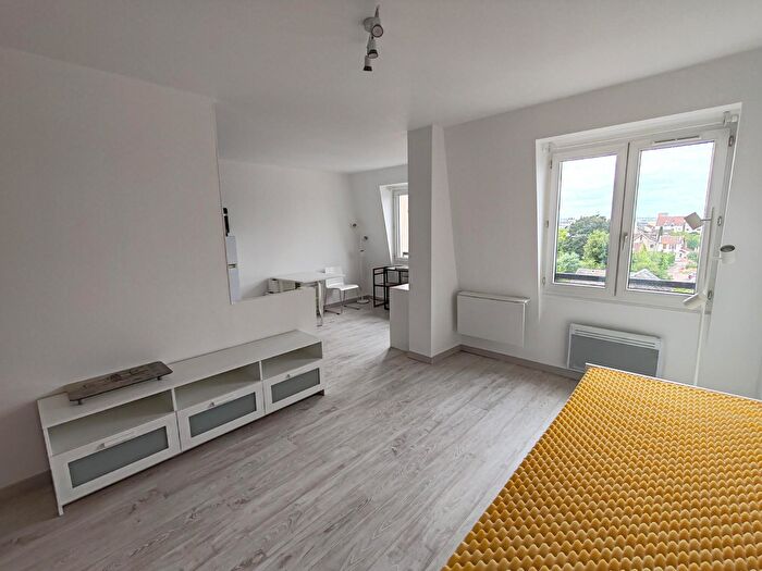 Appartement 1 pièce à Mantes-la-Jolie, Centre-ville, à vendre