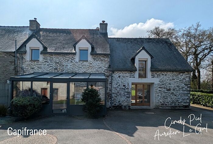 Maison à vendre - Ploërmel - 6 pièces - 4 chambres