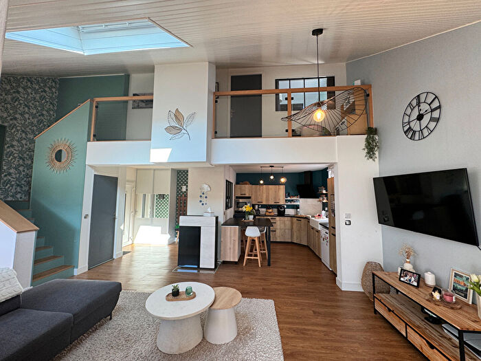 Maison à vendre - Saint-Lô, Est - 7 pièces - 5 chambres