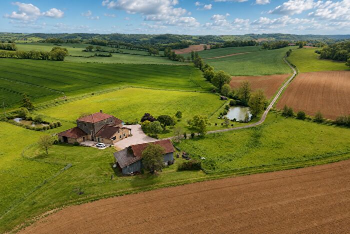 Maison 13 pièces à vendre - Castelnau-d'Anglès