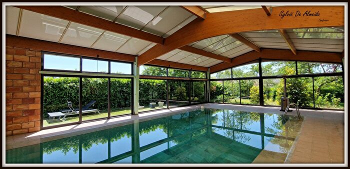 Replonges : Maison 8 pièces à vendre