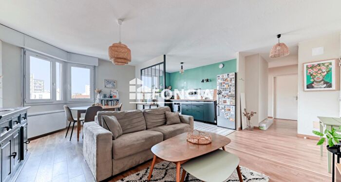 Appartement à vendre - Lyon e , Gerland - 3 pièces - 2 chambres