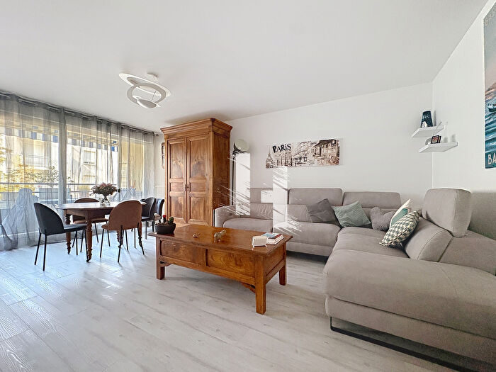 Appartement 4 pièces à vendre à Villeurbanne, Ferrandière, Maisons Neuves