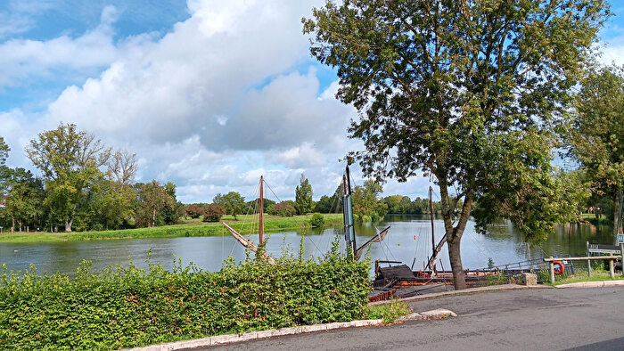 Maison à vendre - Savonnières - 6 pièces - 4 chambres