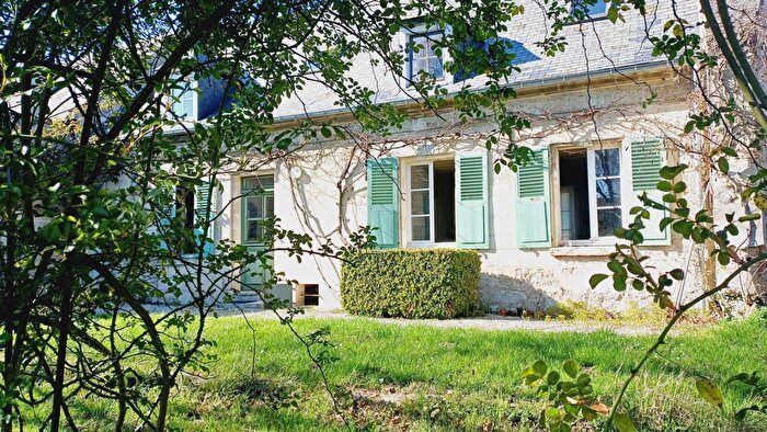Maison à vendre - Cuts - 9 pièces - 5 chambres