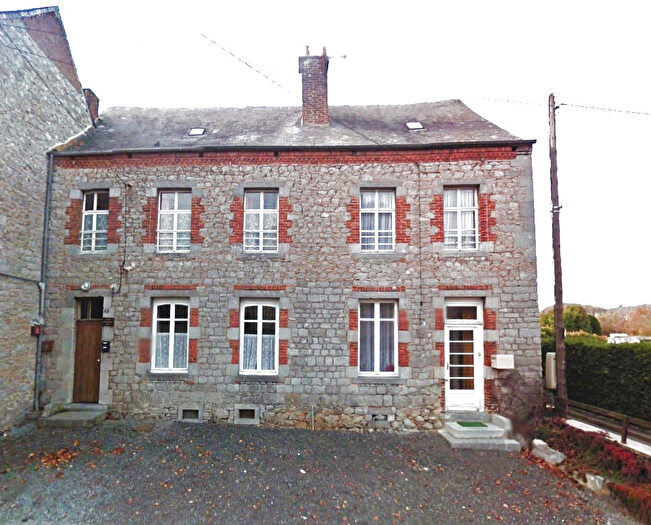 Maison à vendre - Cousolre - 6 pièces - 4 chambres