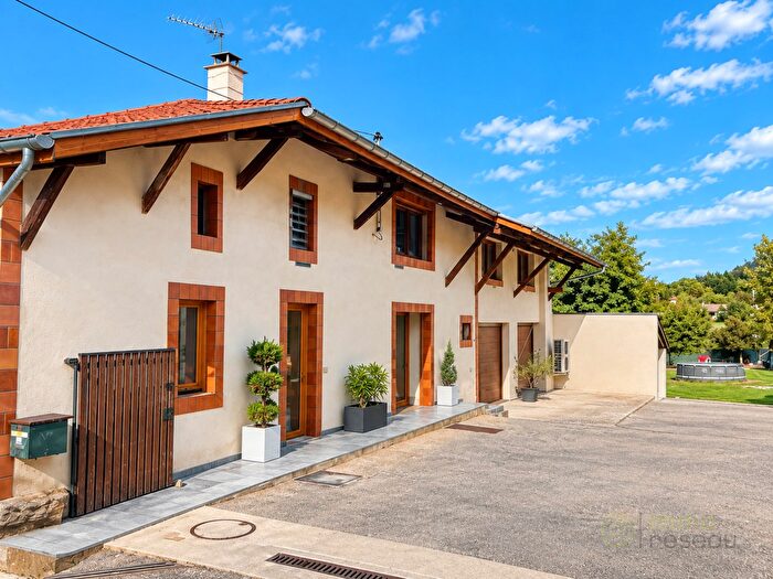 Saint-Siméon-de-Bressieux - Maison 4 pièces à vendre